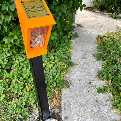 Good Dog Biscuit Box From the Family of the Founder of the - Etsy