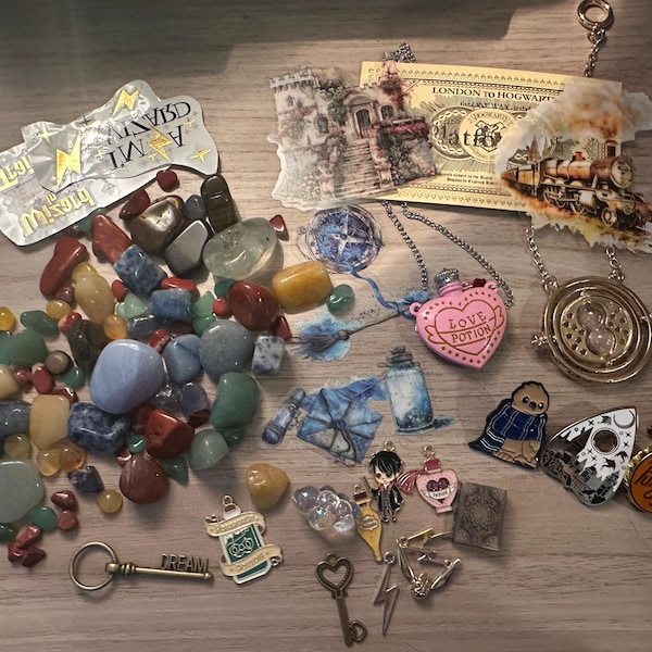 Wizarding Potter Themed Crystal Confetti Scoop / Wizarding World ...