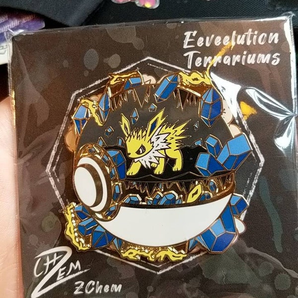 Eeevee Terrarium - Hard Enamel Pin - Etsy