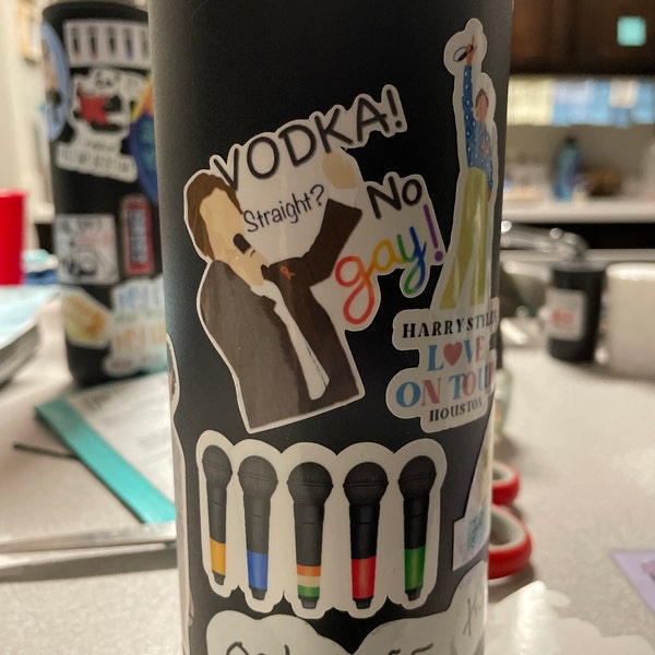 Louis Tomlinson Smiley Lanyard - Etsy