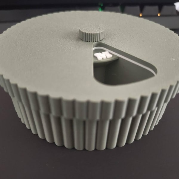 Magnetic Pill Organizer | Compact Travel Pill Box | Weekly Medication ...