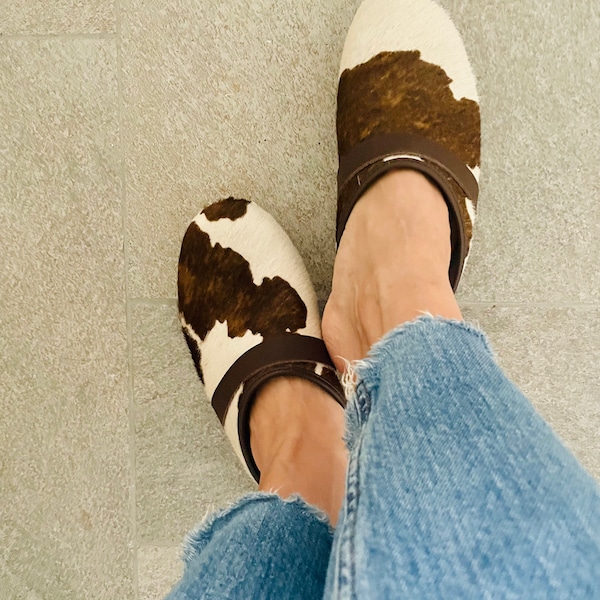 Original Swedish Clogs, Black Fat Leather With Carved 3 Dimensional ...