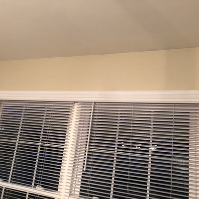 Tailorview, 3 1/4h Faux Wood Crown Valance ONLY FOR Venetian Style ...