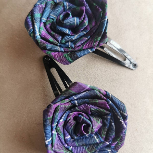 20 Roses in Your Tartan - Custom Tartan Ribbon Rose Wedding Package ...