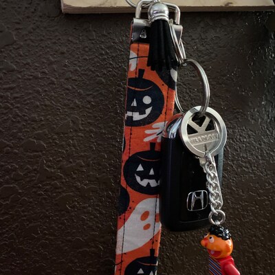 Fall Keychain Halloween Keychain Thanksgiving Keychain Fall - Etsy