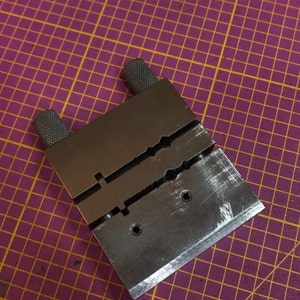 3rd Third Hand Base Vice Adjustable 4 Tweezers Soldering Craft - Etsy