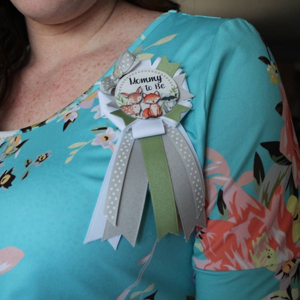 Mini Sized Woodland Mommy to Be Corsage, Woodland Baby Shower Pin ...