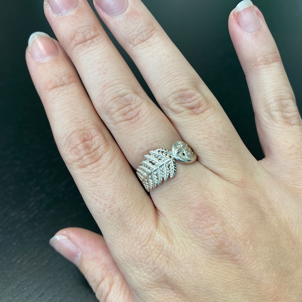 14k Gold Fern Ring - Ships in 2 Days; Plant Jewelry, Fern Frond ...