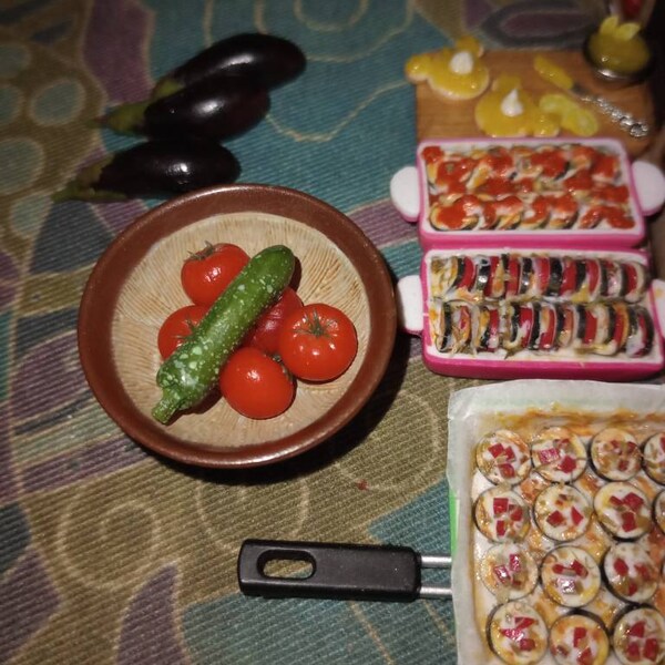 Miniature Watermelon Fruit Clay Mini Fruit Dollhouse Handmade 1/12 ...