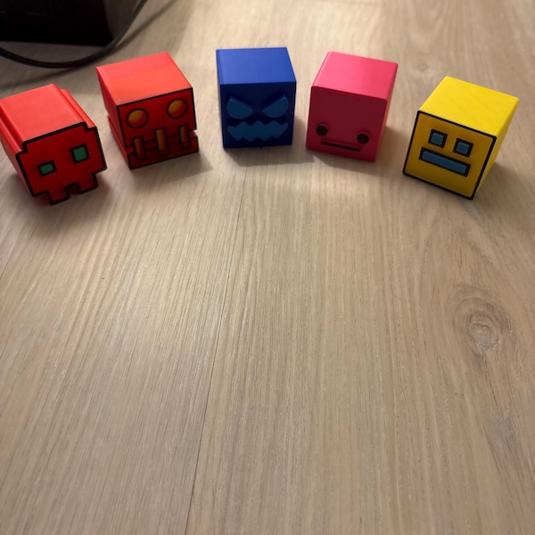 Geometry Dash Toys, 3D Printed Cubes, Geometry Dash Icons, Cake Toppers ...