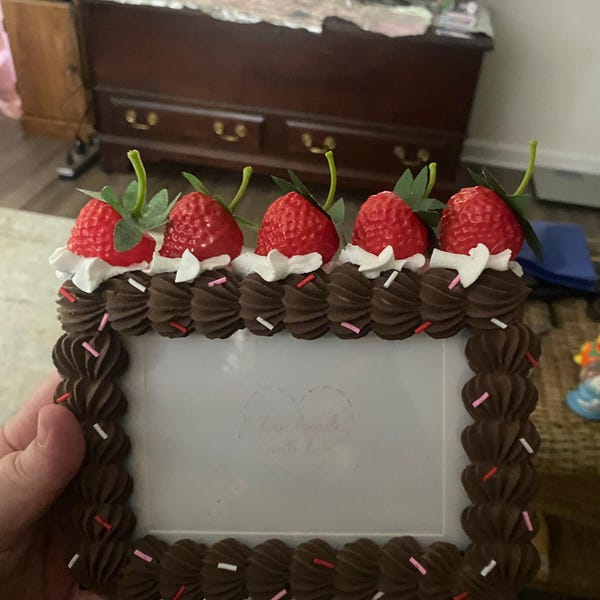Fake Cake Photo Frame Brown With Sprinkles and Strawberries on Top 4x6 ...