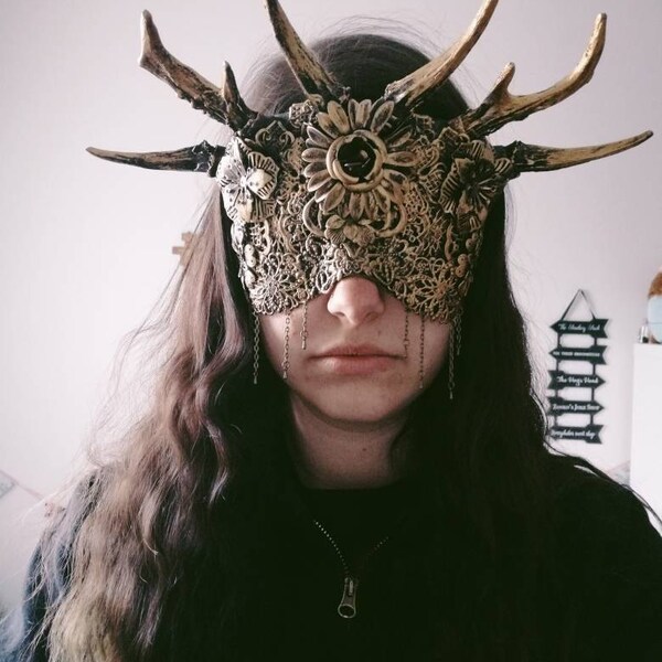 Small Horned Crown Mask - Etsy