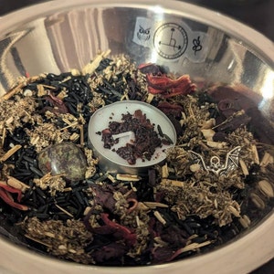 Moon Magick Witches Altar Tin, Witchcraft Kit for Manifestation ...