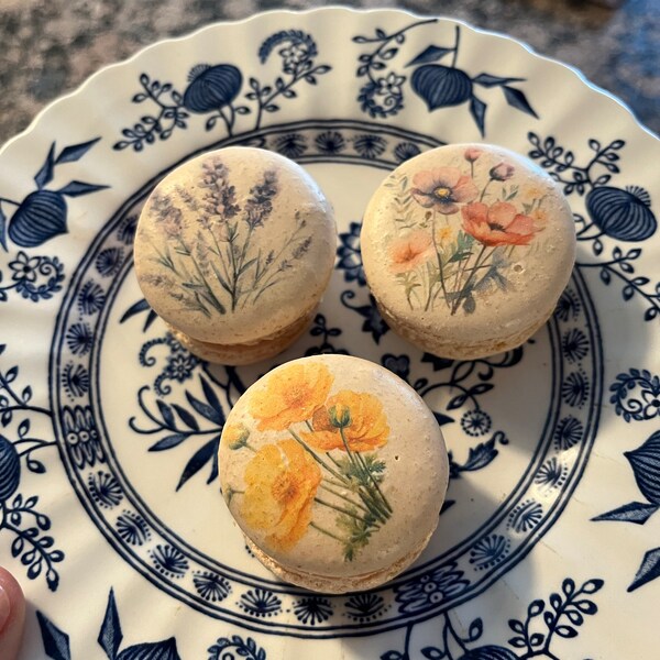 French Macarons Spring Flowers Choose Your Flavors Spring, Lavender ...