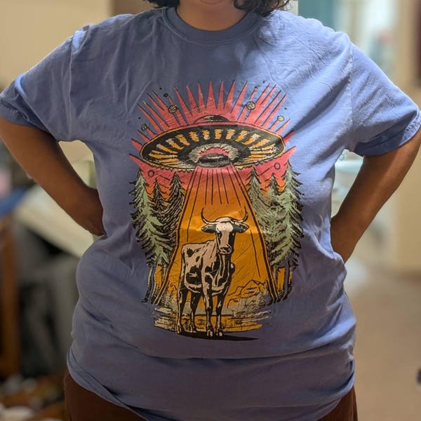 UFO Cow Abduction Shirt, Funny Vintage Retro Graphic Alien Tshirt ...
