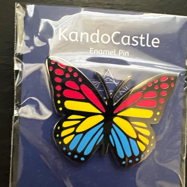 Gay Pride Hard Enamel Pin LGBTQ Pride Flag Heart Pin for Jackets ...