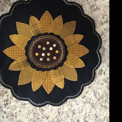 Penny Rugs Sewing Wool Applique by Janice Sonnen How To, Patterns ...