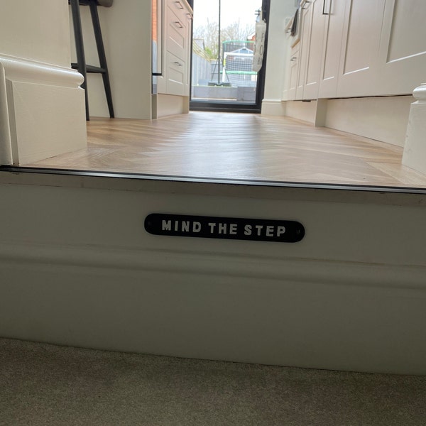 Vintage Mind the Step Sign - Old Antique Style Front Door/business ...