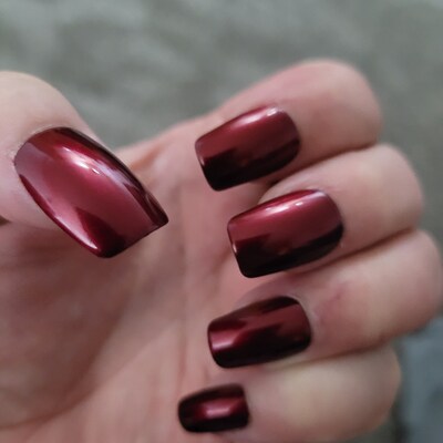 Set of 12 Handpainted Sangria Shimmer Deep Red Glossy Nails - Etsy