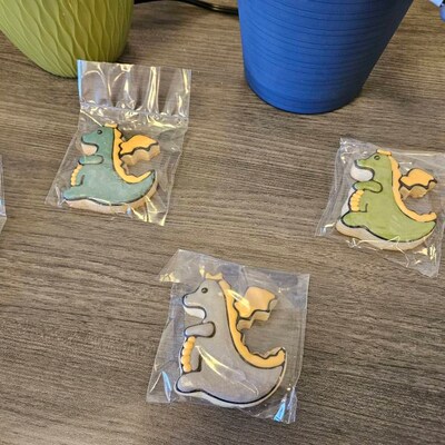 12 Graduation Floral Cookies, Prom Cookies, Senior Sugar Cookies, Class ...