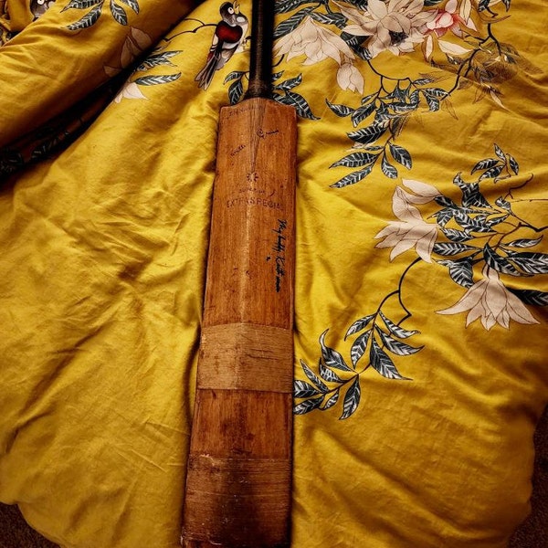 Authentic Vintage Cricket Bat 1940s–1950s – Original Old English Willow ...
