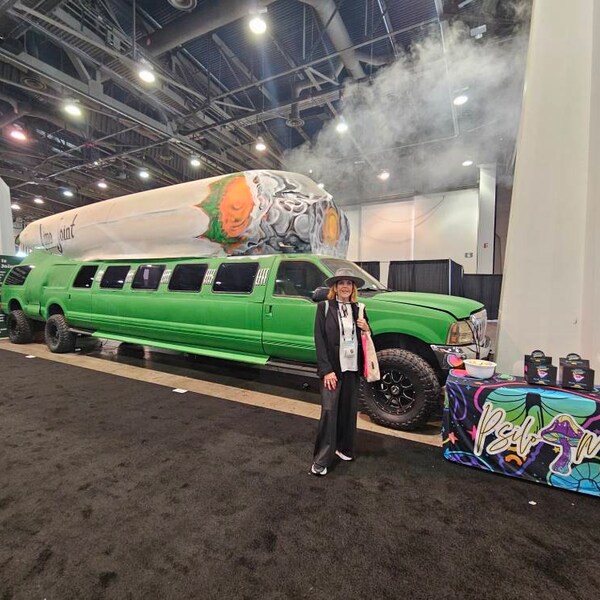 Fonta Leaf Blunt Backwoods Dutch Master Swisher Sweet Marijuana Weed ...