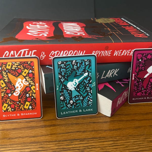 Sjm Universe Polaroid Enamel Pin Throne Of Glass Acotar Crescent