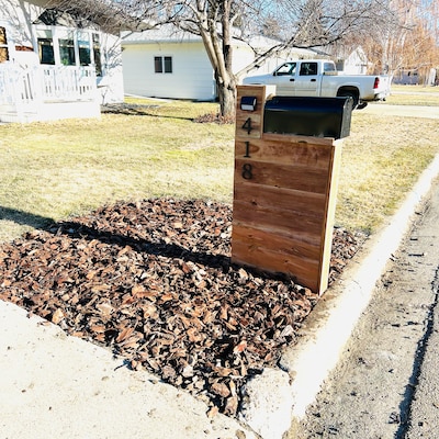 Beautiful, Handcrafted Cedar Mailbox Post A Sure Fire Way to Bring That ...
