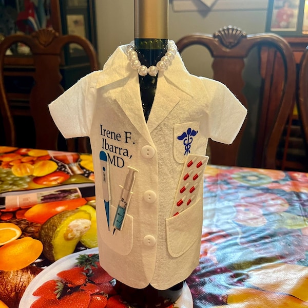 Dr. Gift, MD Wine Bottle Personalized Bag, Congratulations Doctor Gift ...