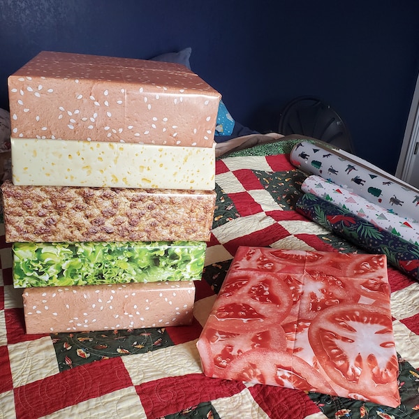 Cheeseburger Wrapping Paper Set | Funny Christmas / Birthday Gift Wrap ...