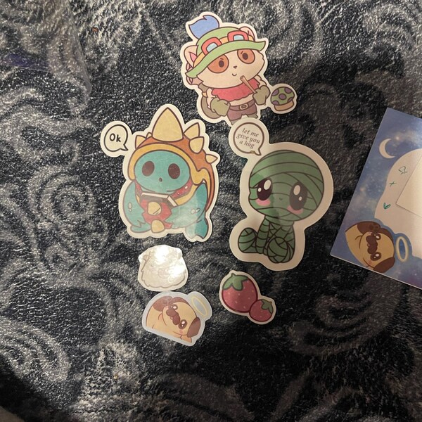 Cute Cat Poke With Yarn Holographic Stickers Cute Stickers Poke ...
