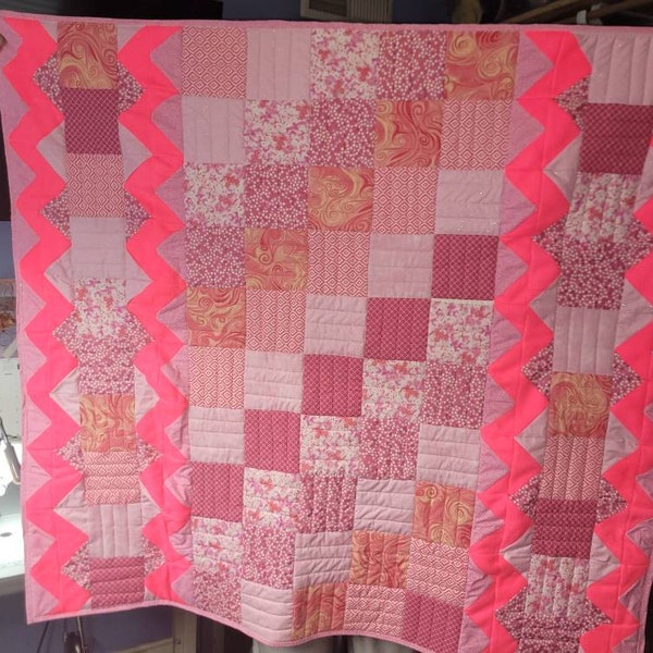 Partial Eclipse Quilt Pattern in Two Sizes Robin Pickens RPQP-PE155, Charm Pack and Layer Cake ...