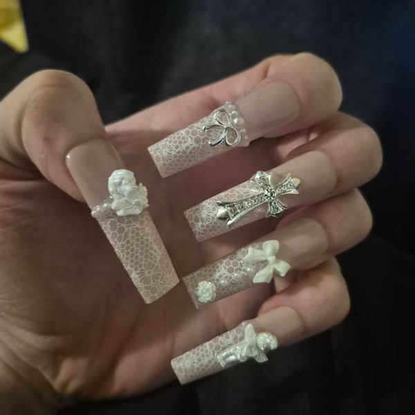 Luxury Custom Nails/free Style/ Long Nails/gold Chrome Nails/white ...