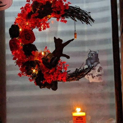 Evil Mistress Wreath. Dark Witch Moon Wreath. Halloween Door - Etsy