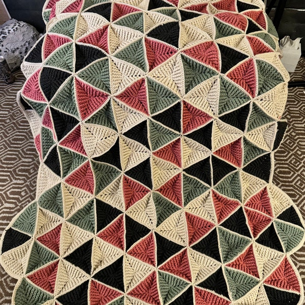 Triangle Crochet Pattern for a Blanket. Motif Afghan Crochet Pattern ...