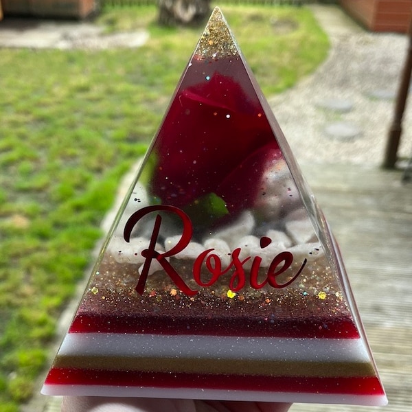 Custom RESIN MEMORIAL PYRAMID// Eco Resin Pyramid, Cremains Memorial ...