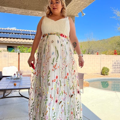 Rosa. Romantic Red Rose Wedding Cape or Veil / Floral Bridal - Etsy