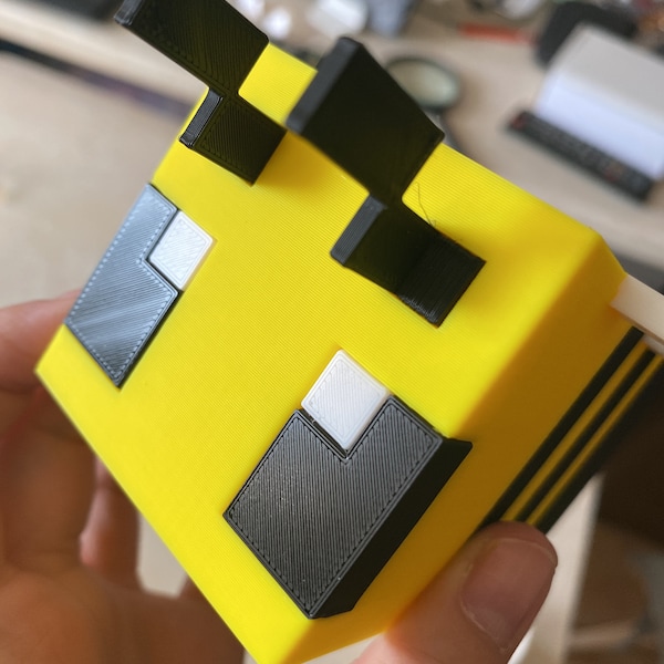 Minecraft Chest Money Bank | 3D Print Piggy Bank, Unique Penny Bank ...