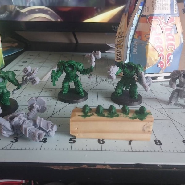 Salamander Volcano Armor Squad 12K UHD by Dakkadakka Miniatures ...