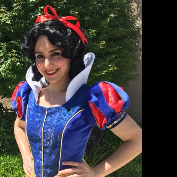 Exquisite DELUXE Adult Snow WHITE Teardrop Sleeve Gown/cape/bow Costume ...