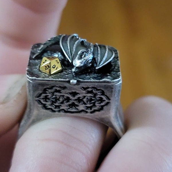 Dragon Ring Box and Mini Dice Set for DND Custom Engraved Text Ring D20 ...