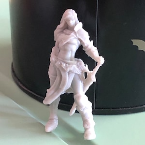 Nendra Preistess of Eilistraee Fantasy Resin Miniature - Etsy