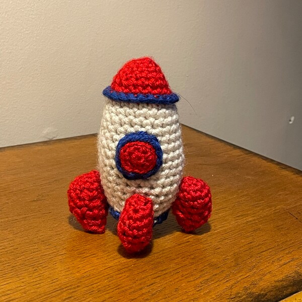 Crochet Pattern Space Rocket, Crochet Pattern Amigurumi Spaceship ...