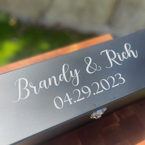 Custom Engraved Wine Glass Personalized Engraved Wine Glass Wedding 9707