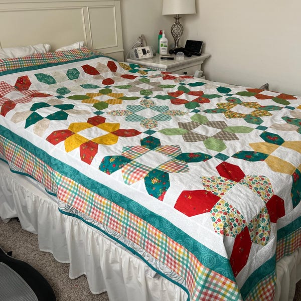 DIGITAL DOWNLOAD - Bigfoot Legends Quilt PATTERN - by Holly Schwager ...