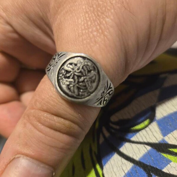 Celtic Dogs Ring - Celtic 3 Dog - Zoomorphic Hounds - Loyalty Luck Book ...