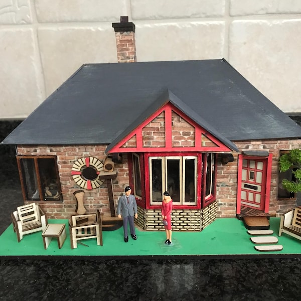 1:48th Sandy Cove Cottage Quarter Scale Wood Miniature Kit Model ...