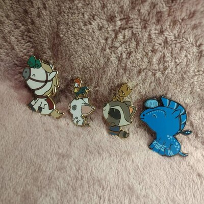Moana Sidekicks Pin, Fantasy Pin, Hei Hei - Etsy