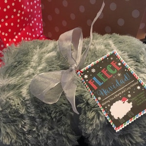 EDITABLE Fleece Navidad Christmas Gift Tags, Secret Santa, Office Staff ...