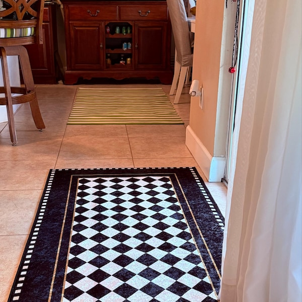 Checkered Rug, Black Border on Check Pattern Nonslip Area Rug, Black ...